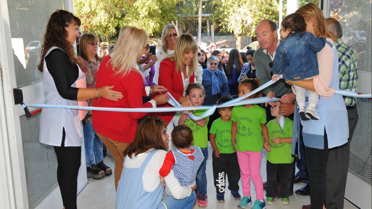 Monte Hermoso inauguró un jardín maternal único en la Región Educativa 22º Monte Hermoso inauguró un jardín maternal único en la Región Educativa 22º
