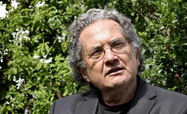 Los cuentos completos de Piglia: más de 5 décadas de trabajo conjetural ...