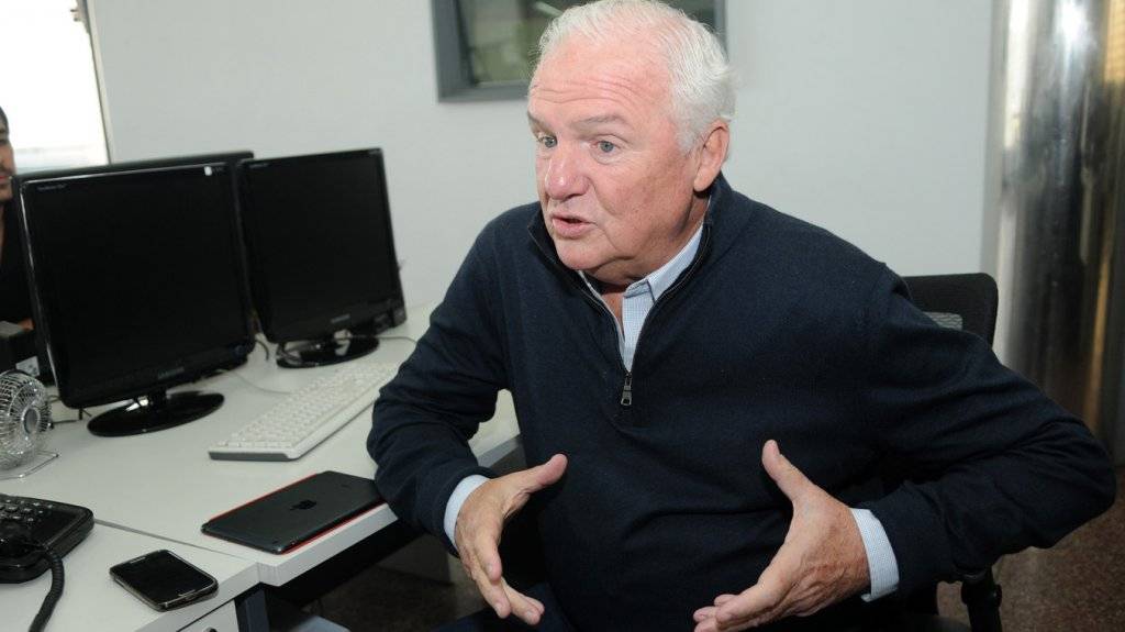 Operaron del corazón al periodista deportivo Fernando Niembro