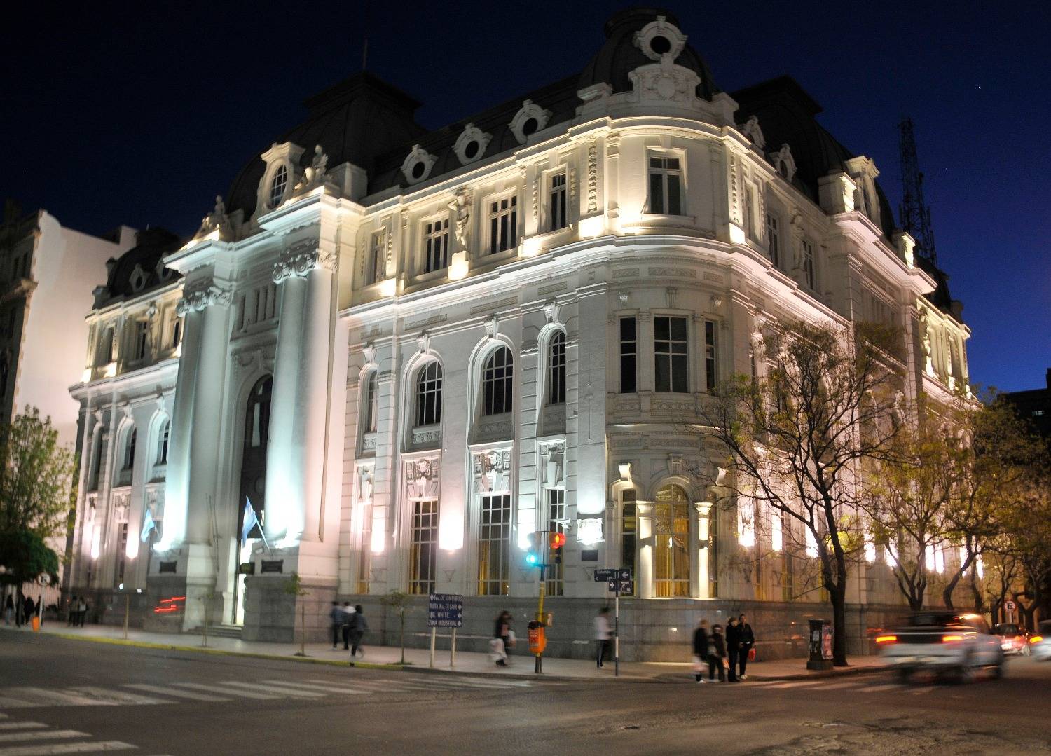 Edificio del banco Nación: Diez historias de la mejor obra del país