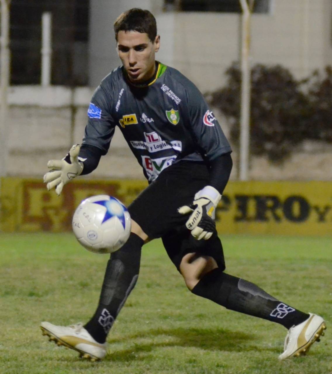 "Te cantamos las 40": hoy se confiesa Rodrigo Martínez, un enamorado ...