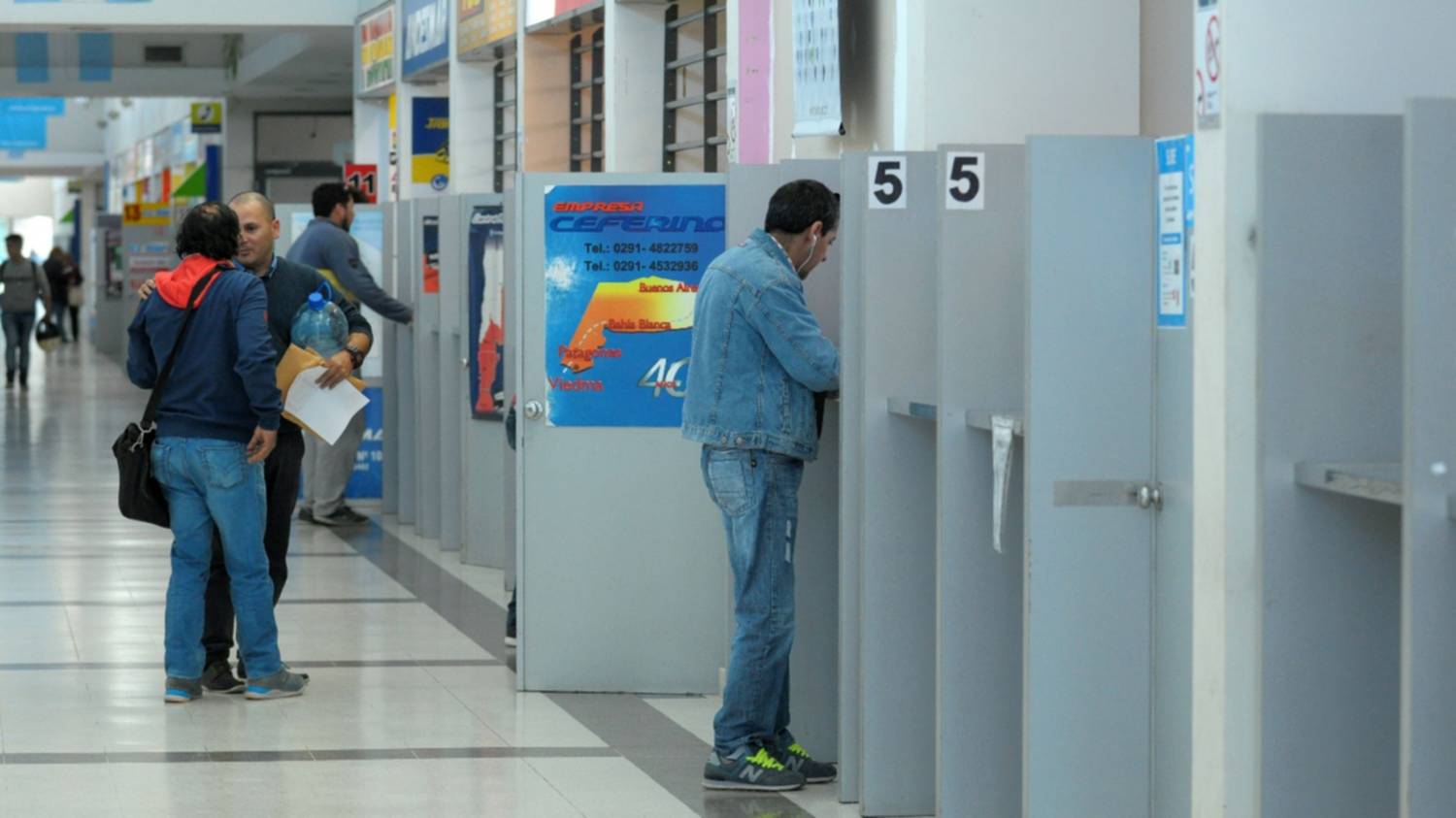 Micros de larga distancia: el Gobierno autorizó aumentos de hasta 30,6 %